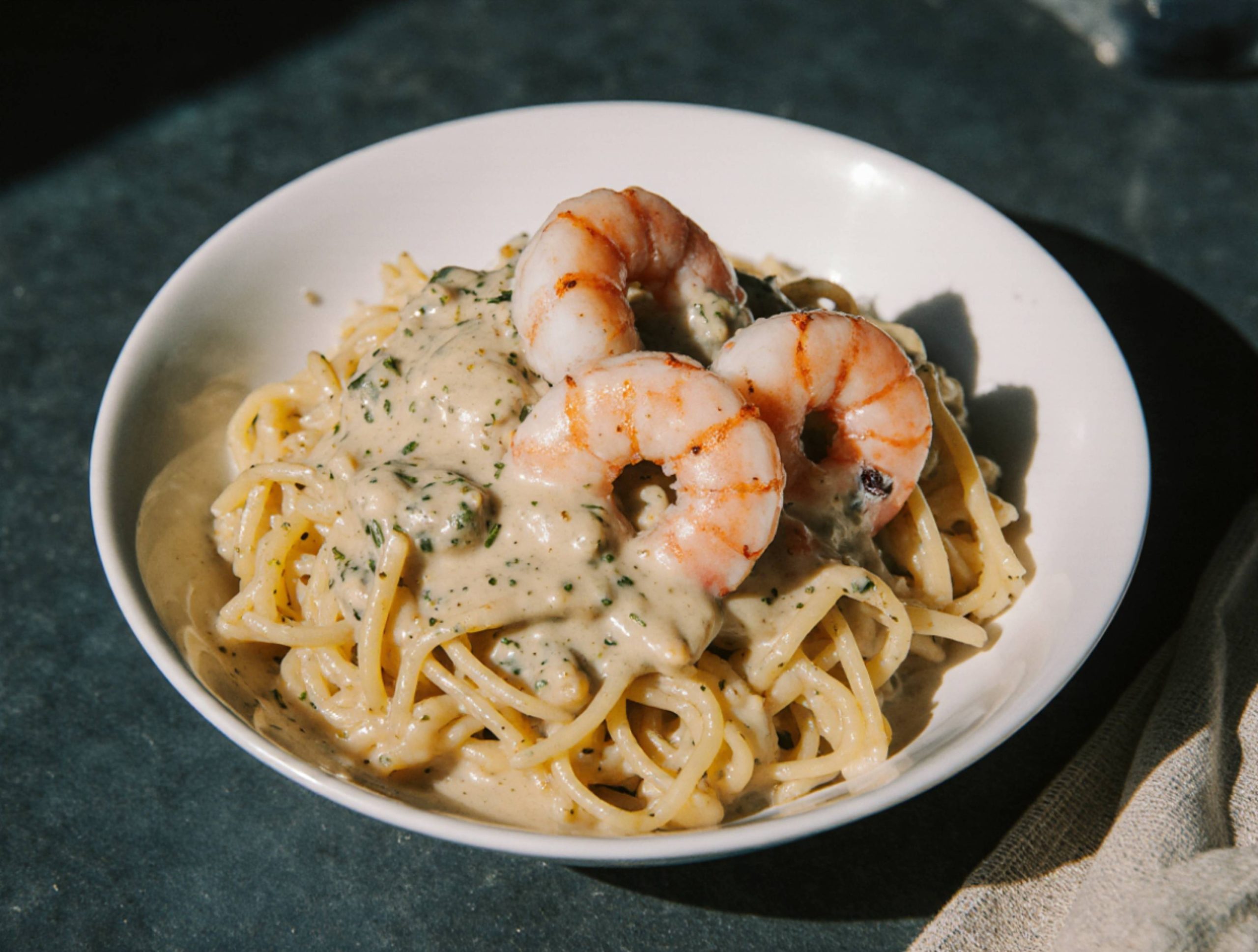 Easy Creamy Pesto Shrimp – Quick & Flavorful in 20 Mins